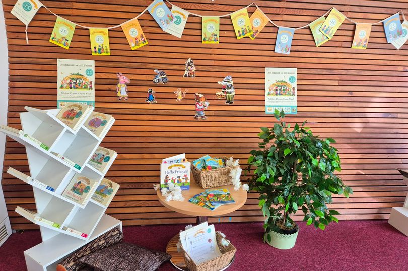 Oasis Academy Woodview where pupils speak 42 languages - in pictures