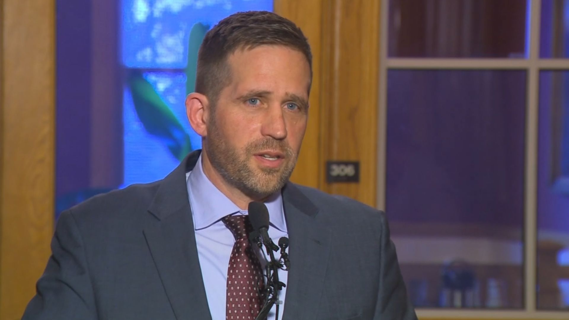 Redd sworn in as new Salt Lake City police chief after being approved ...