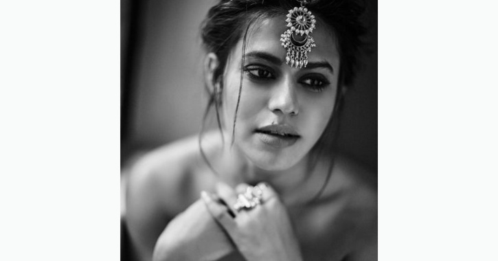 Who is Ranya Rao? Know about this Kannada actress's education ...