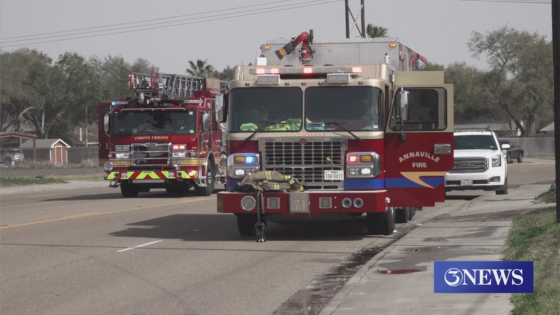 FIRE LIVE BLOG: 20 structures, 175 acres burn as Sinton's Welder Fire ...