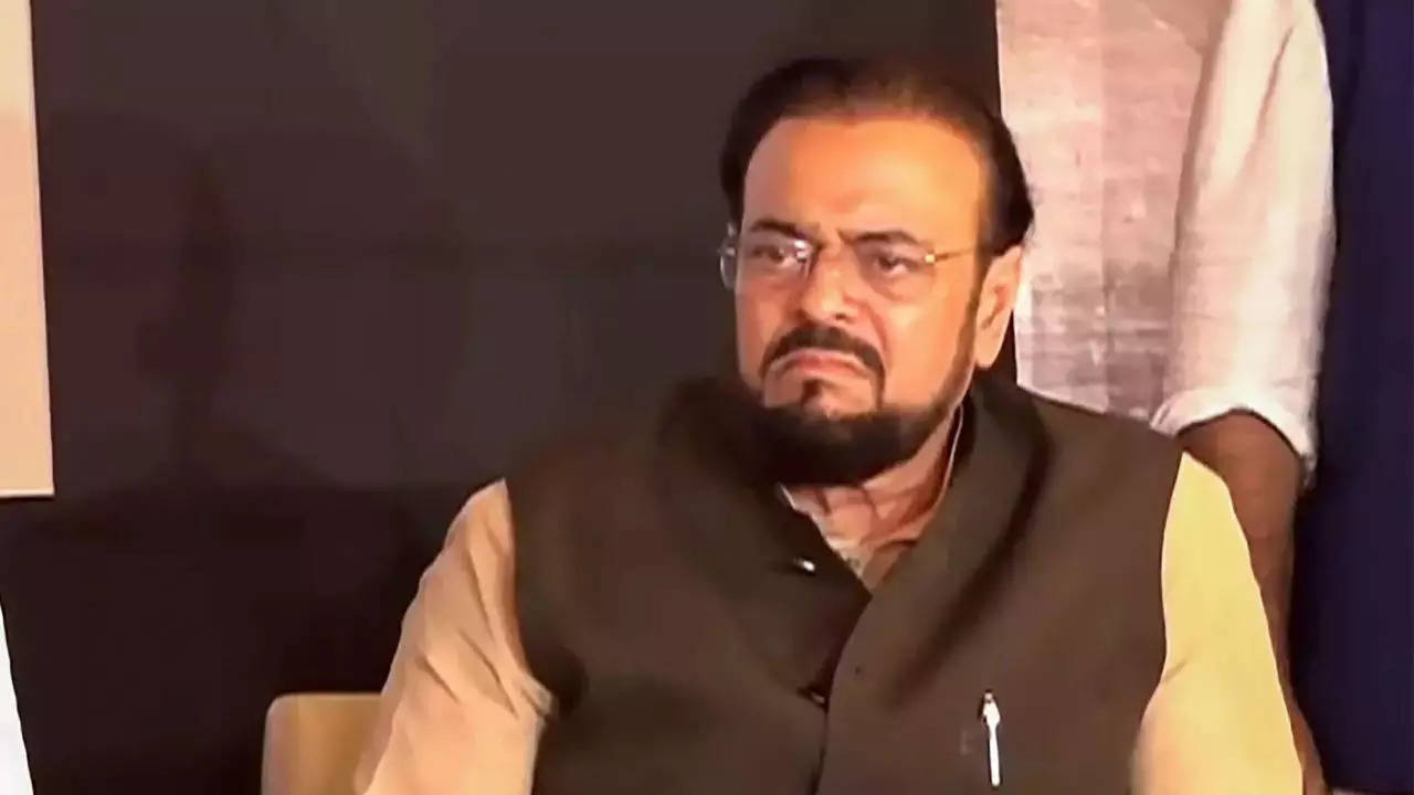 Aurangzeb remarks row: Maharashtra assembly suspends SP MLA Abu Azmi ...