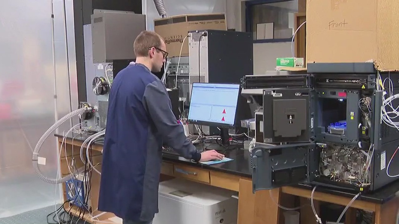 Push for Wisconsin State Crime Lab staff