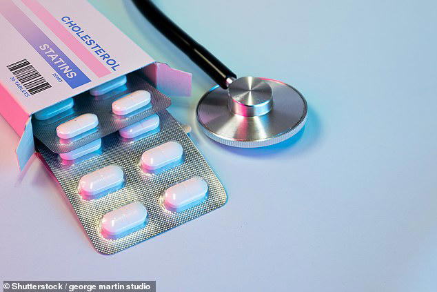 NHS should give statins to ALL people over 50, scientists say