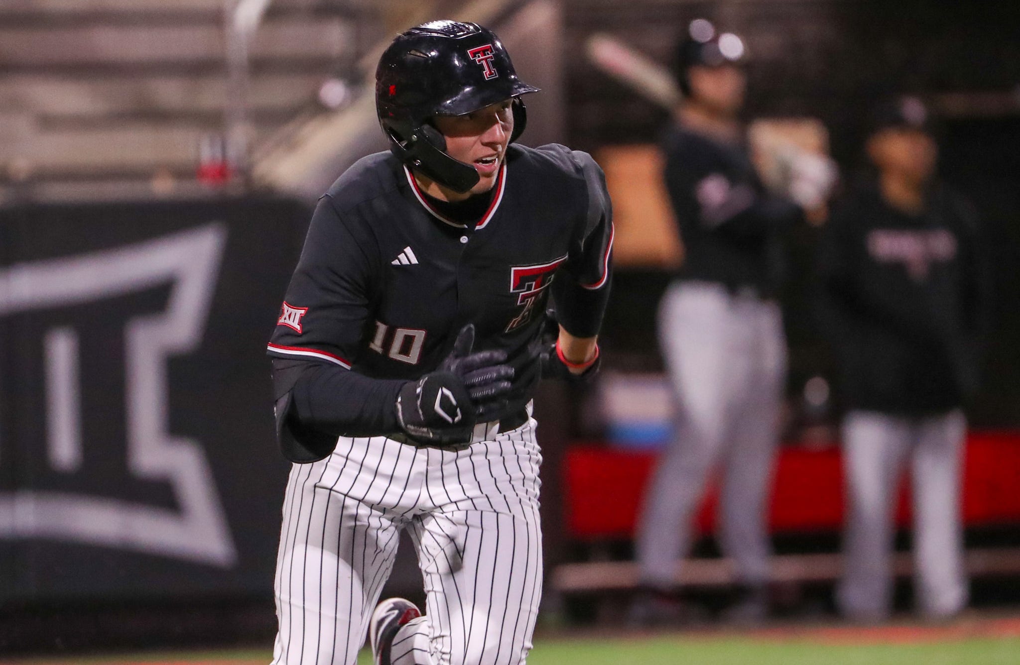 Texas Tech baseball sweeps Houston as Robin Villeneuve, Logan Hughes ...