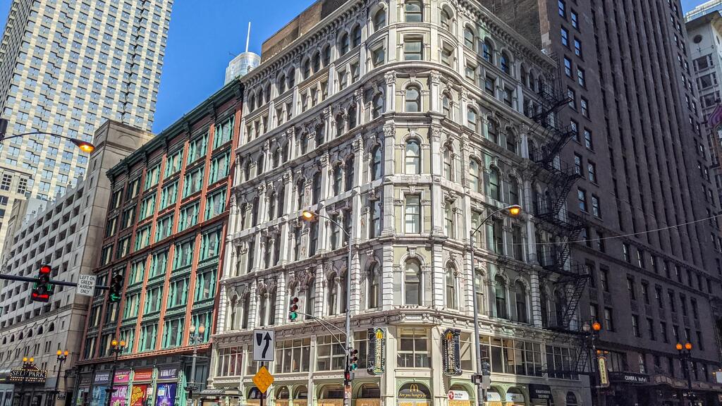 Historic downtown Chicago building, Jackson Park bridge make ...