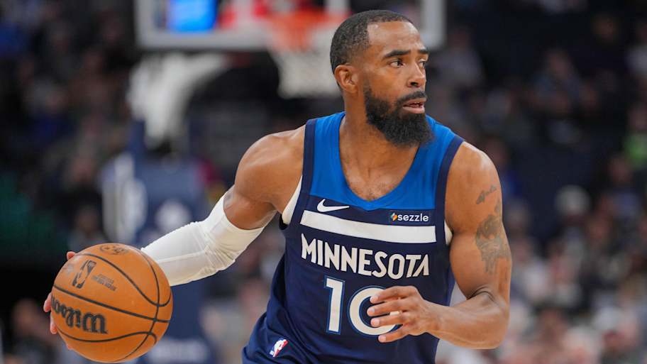 Wolves' Mike Conley makes up for a turnover with some magic in win over ...