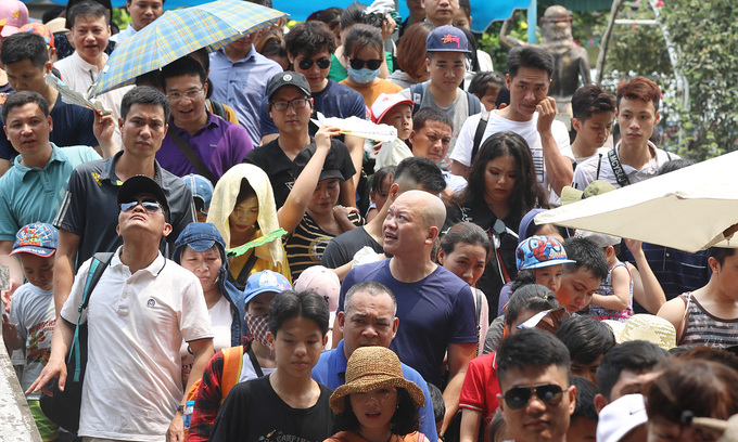 Vietnam to enjoy 5-day Reunification, Labor Day holiday