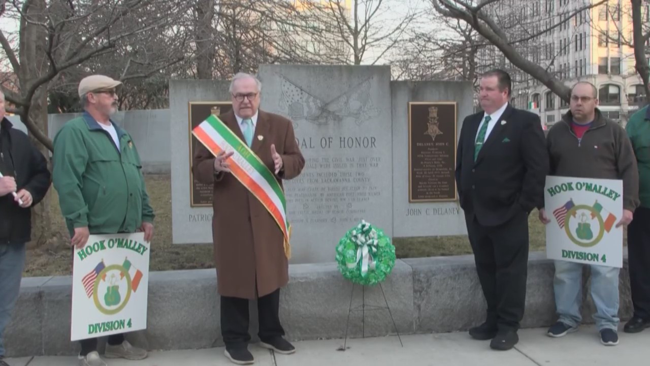 AOH lays wreath ahead of Saint Patrick's Parade | 28/22 News