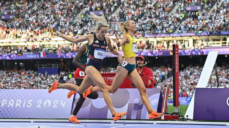 Hunter Bell leads British hopes at European Indoors