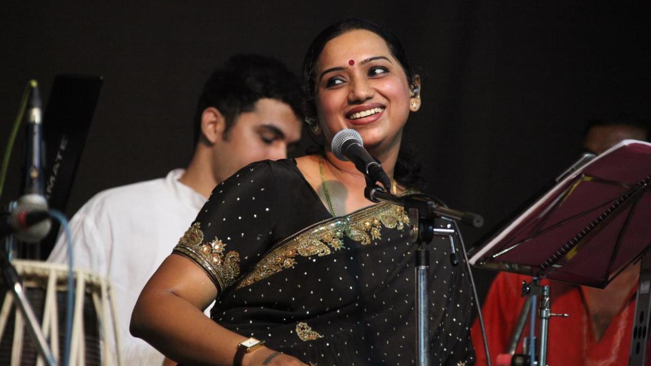 Singer Kalpana attempts suicide, gets hospitalised