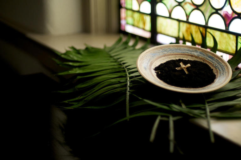When does Lent start in 2026? Here's when Ash Wednesday is