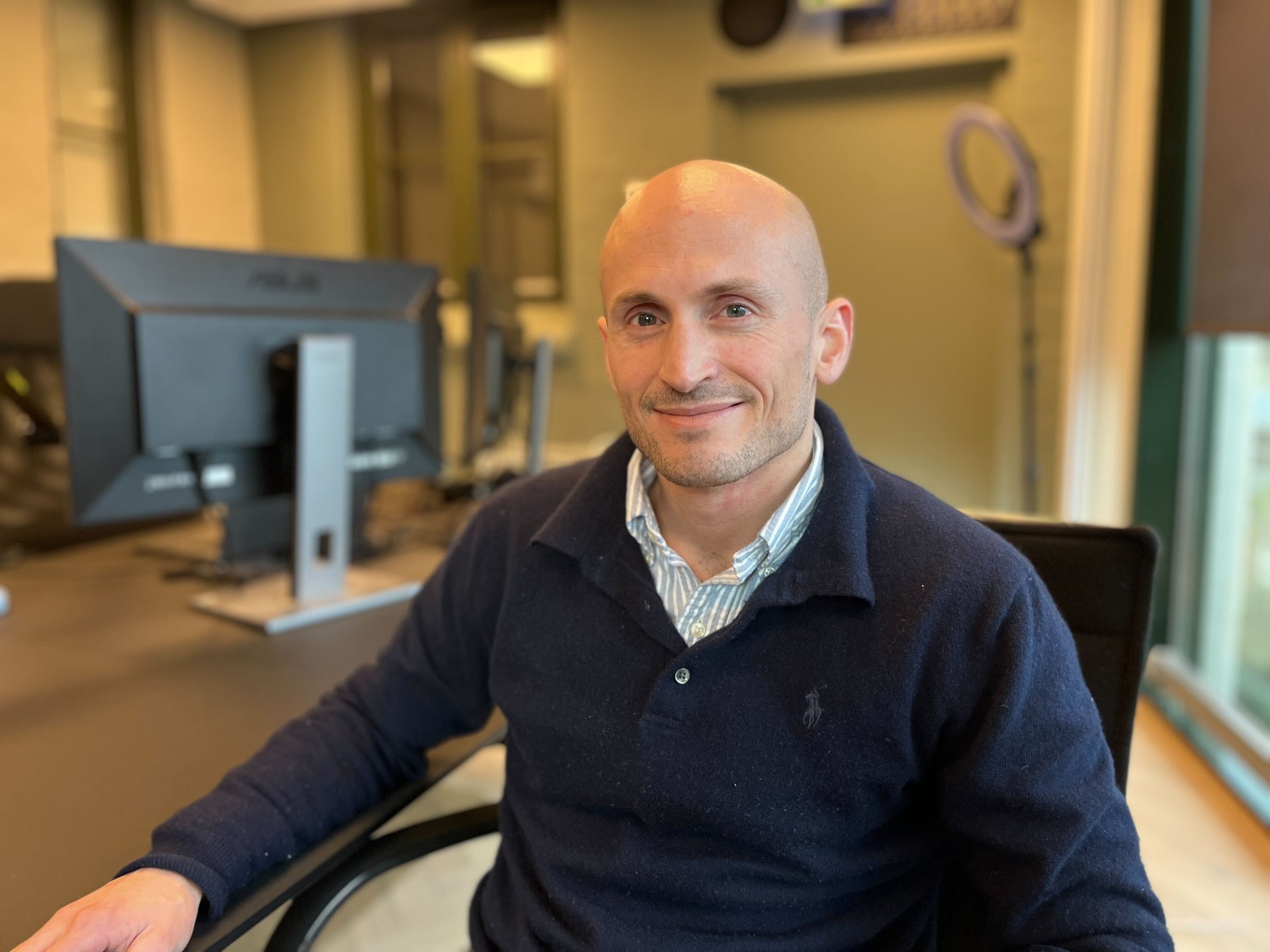 Jan (37) sa opp jobben for å satse på bolig