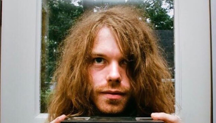 Music Daily Discovery: Jesse Welles is Literally “Singing The News”