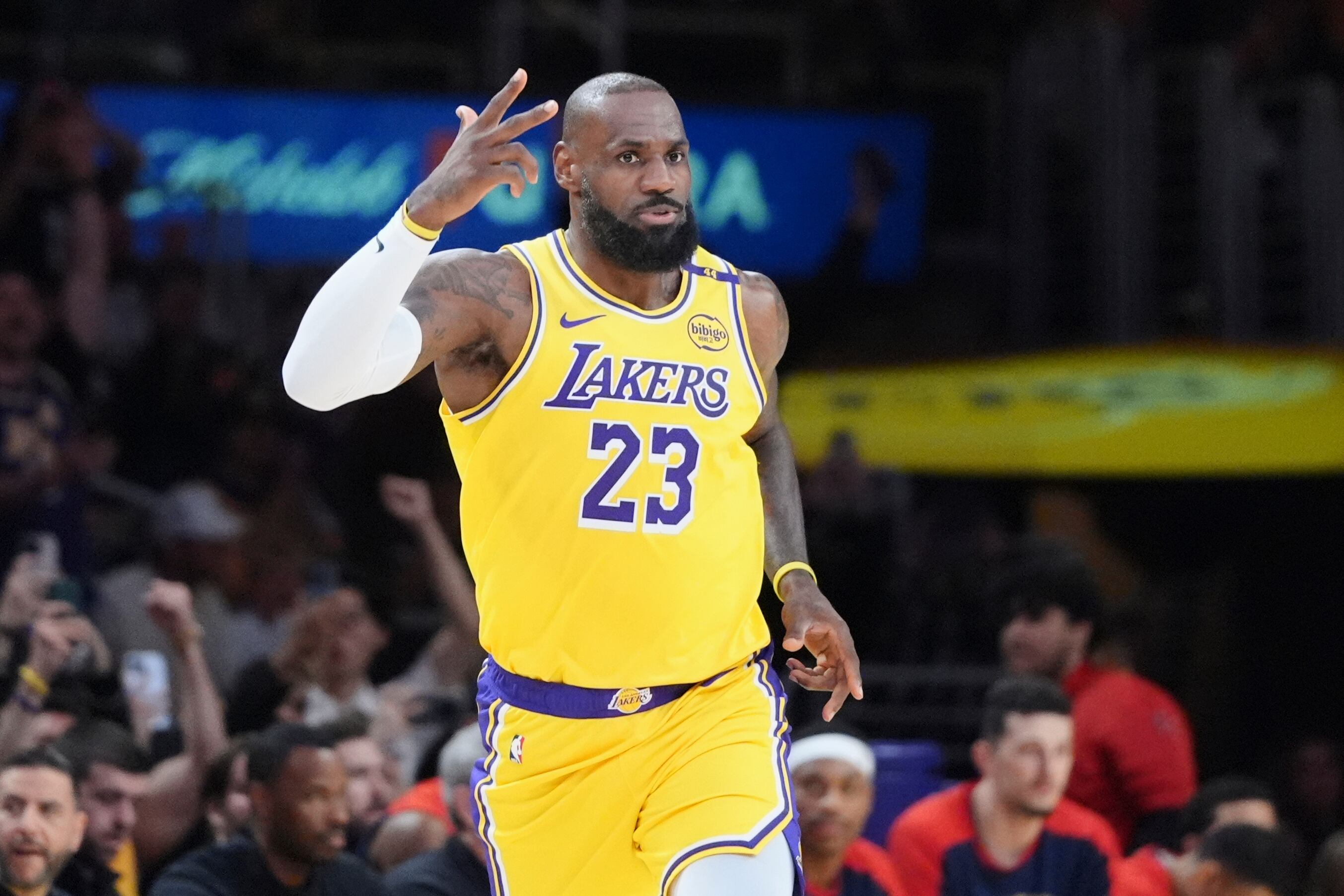 ‘It’s pretty cool to see that’: LeBron James reaches 50,000 points in NBA