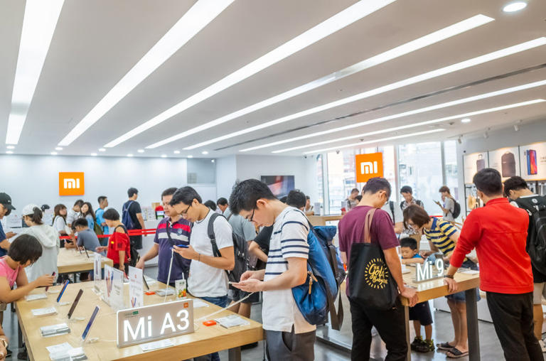 Here’s why the Xiaomi stock price is beating Apple