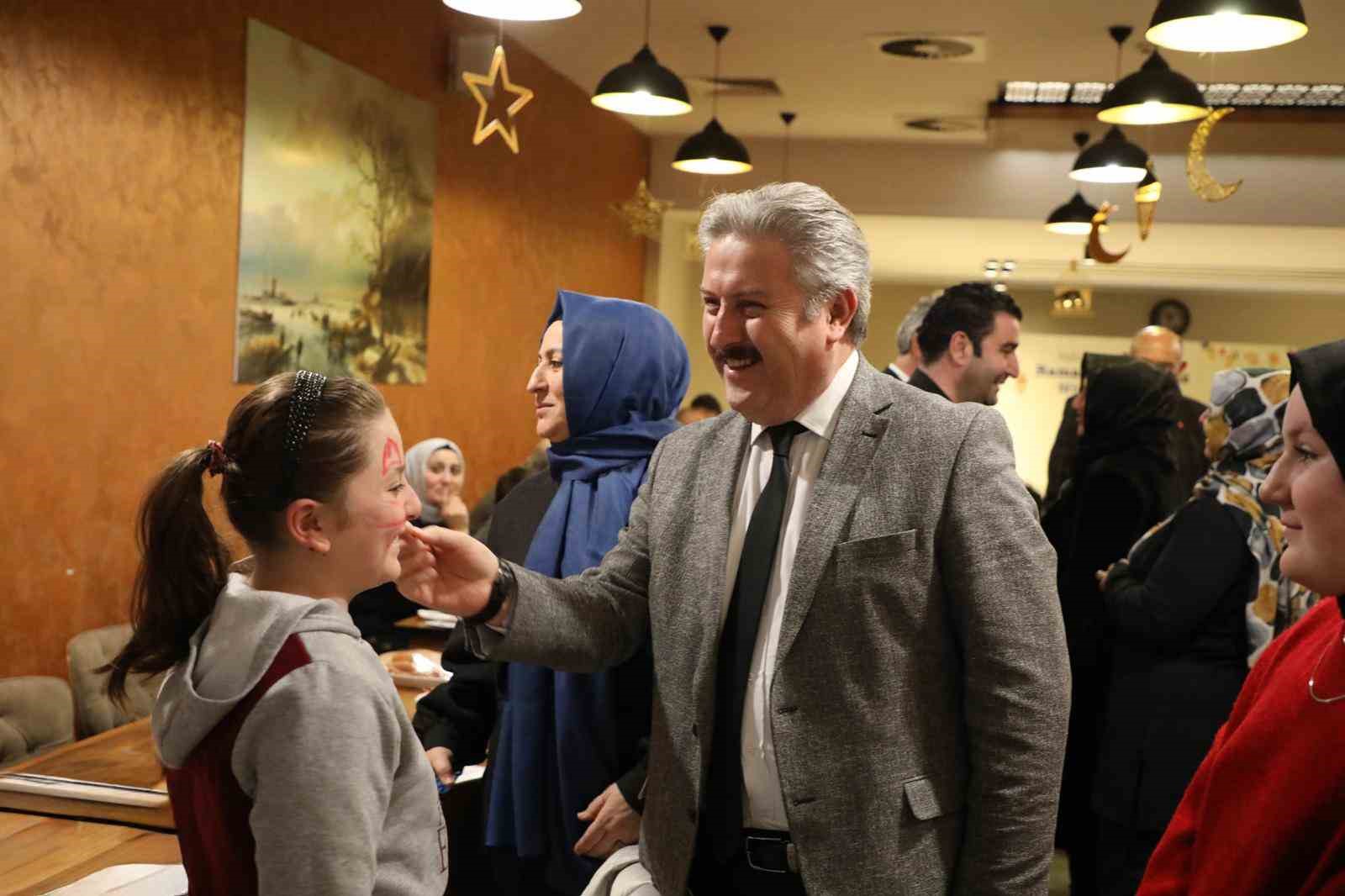 Başkan Palancıoğlu muhtarlarla bir araya geldi