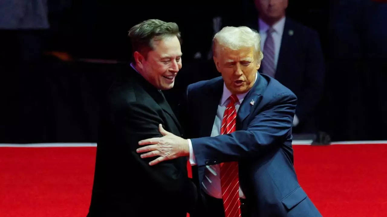 "Thank you, Elon. You're working very hard": Elon Musk gets special ...