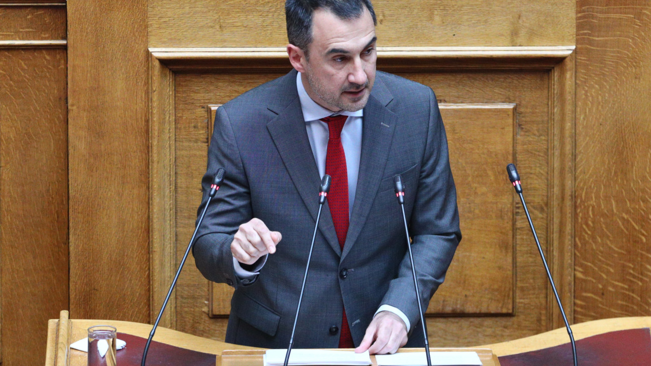 Χαρίτσης για Φλαμπουράρη: «Αλέκο μου, σε αποχαιρετώ με απέραντη θλίψη»