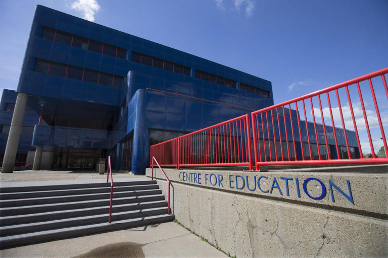 Enrolment increases putting strain on Edmonton Public Schools, projects ...