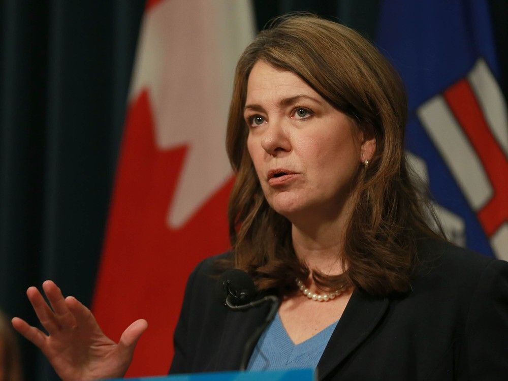 Bell: Danielle Smith leaves the door open for a vote on Alberta leaving ...