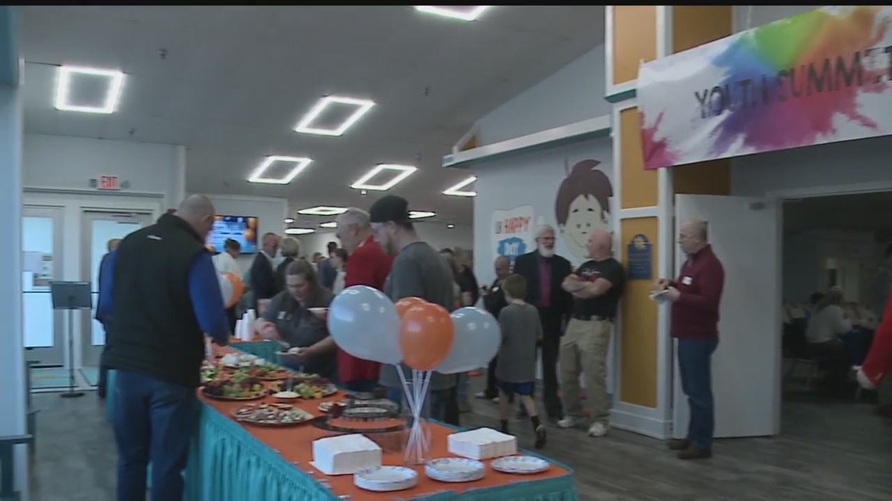 Brightside Project cuts ribbon on new facility