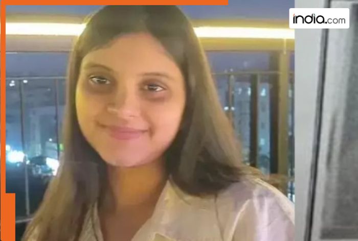 Meet CA topper Deepanshi, scored 521 out of 600 marks, she is from..., father wanted her to get....