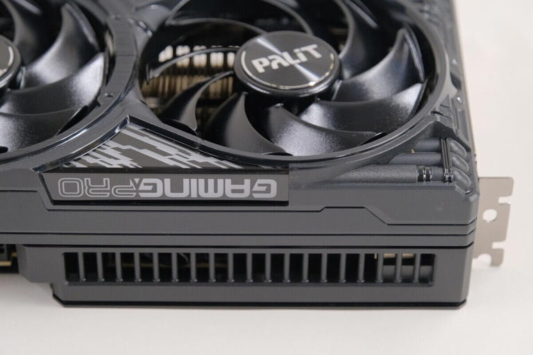 Palit「GeForce RTX 5070 GamingPro OC」を試す。ThunderMasterで自動オーバークロックも