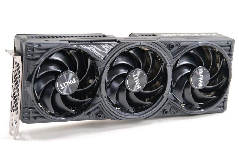 Palit「GeForce RTX 5070 GamingPro OC」を試す。ThunderMasterで自動オーバークロックも