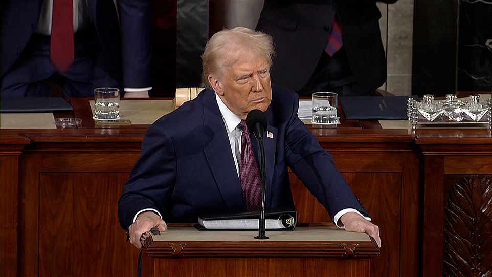 Trump cuts off intelligence-sharing with Ukraine as Russia advances