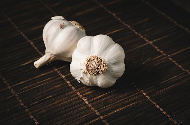 The Best Way To Eat Garlic For Maximum Health Benefits