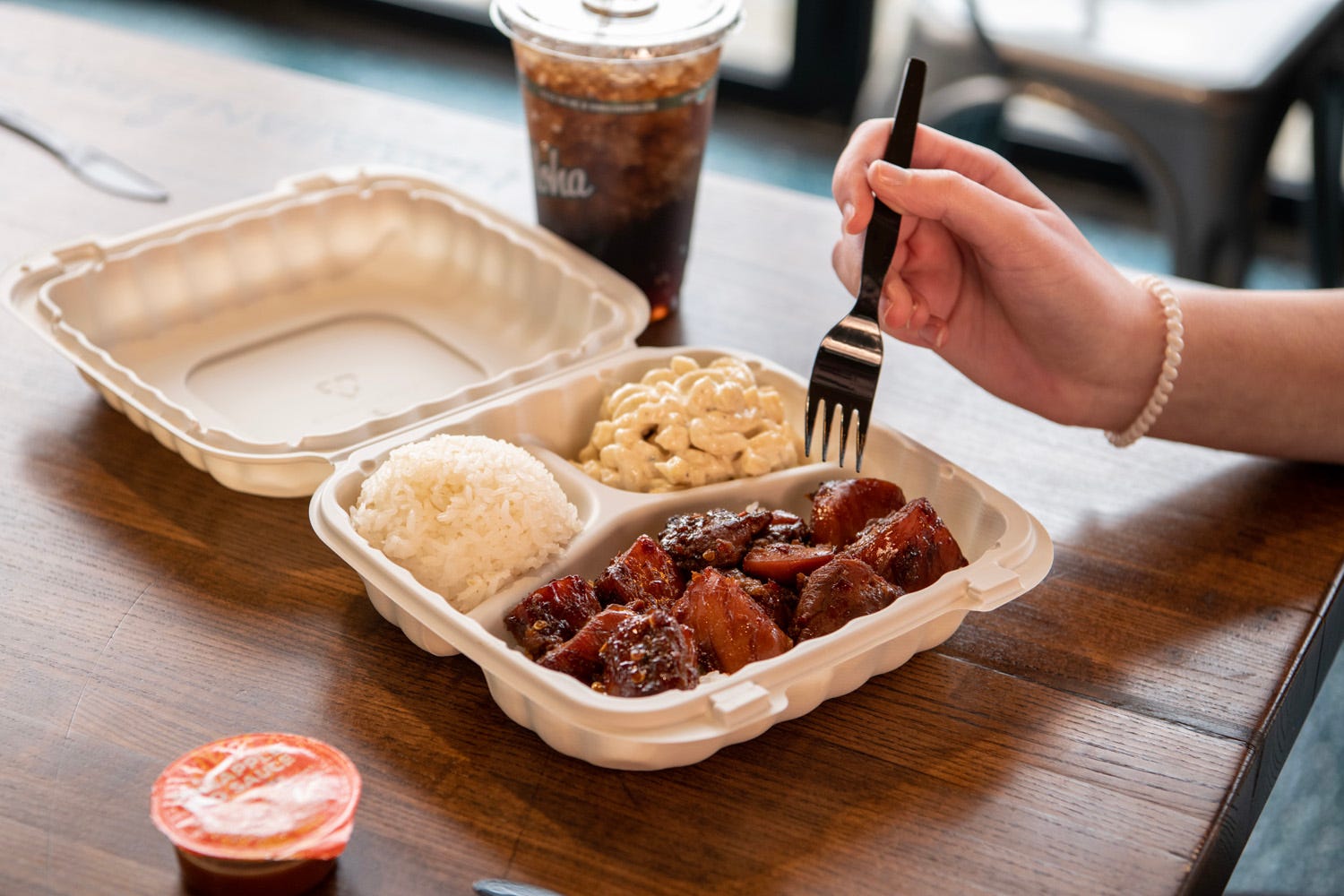 Fast-casual chicken arrives in Waukee with Hawaiian plate lunches on ...