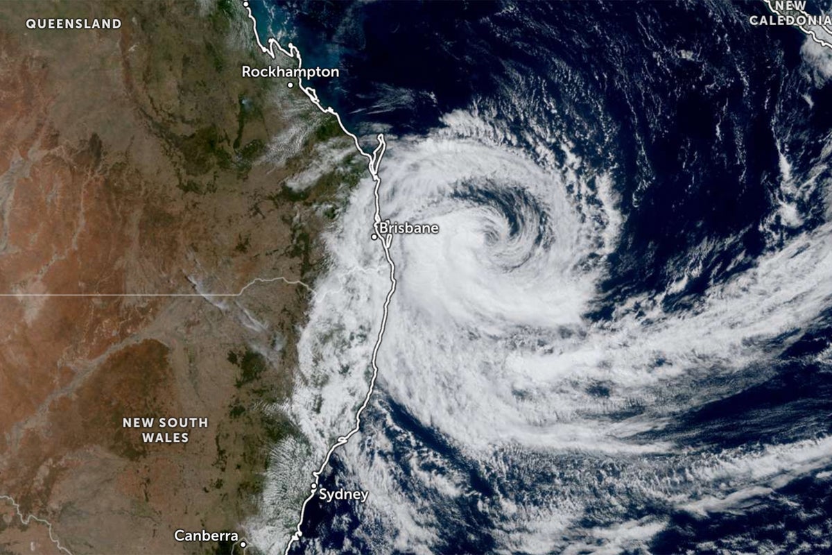 Cyclone Alfred mapped: When and where will the Category 2 storm make ...