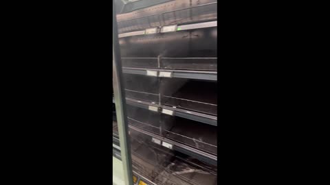Australia: Empty Shelves at Supermarkets as Cyclone Alfred Approaches 2