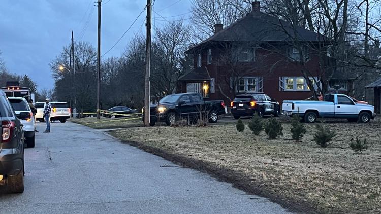 No murder charges after a backseat shootout leaves 2 people dead in ...