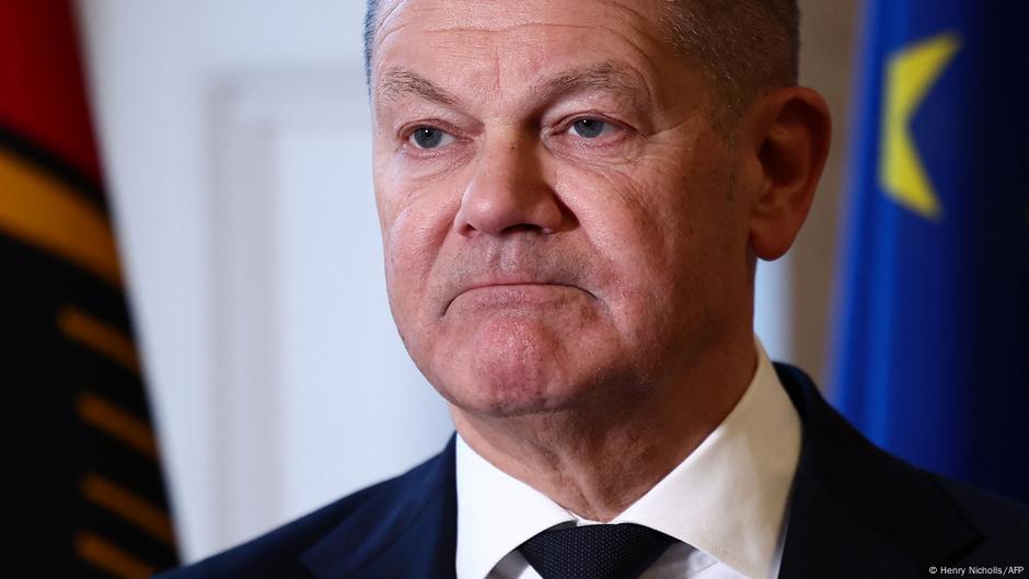 German election: Scholz meets Merz for talks on Ukraine