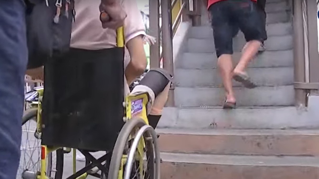 PWDs call for inclusive sidewalks, walkways in EDSA
