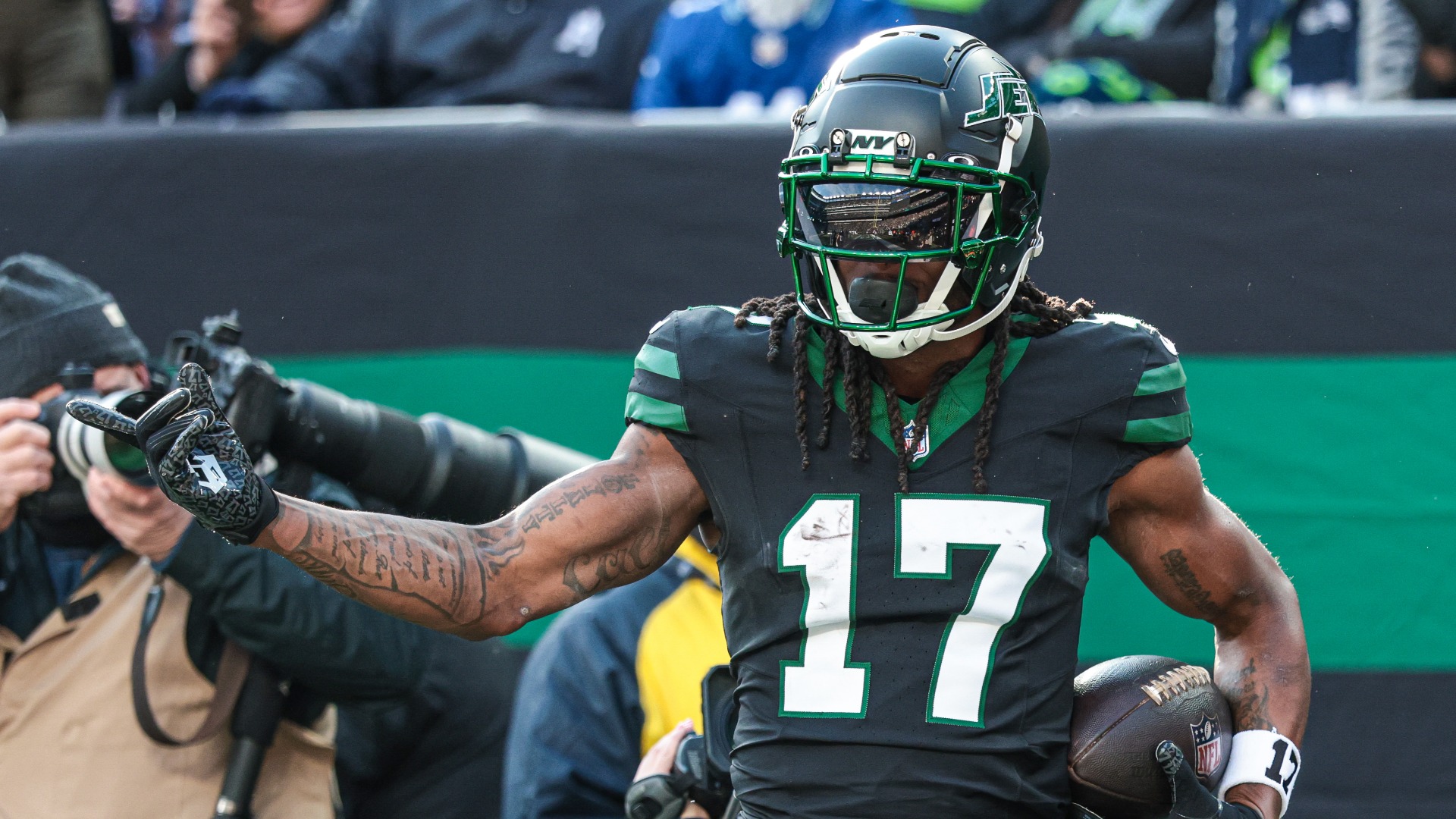 New York Jets Release Devante Adams, Freeing Up $30M in Cap Space