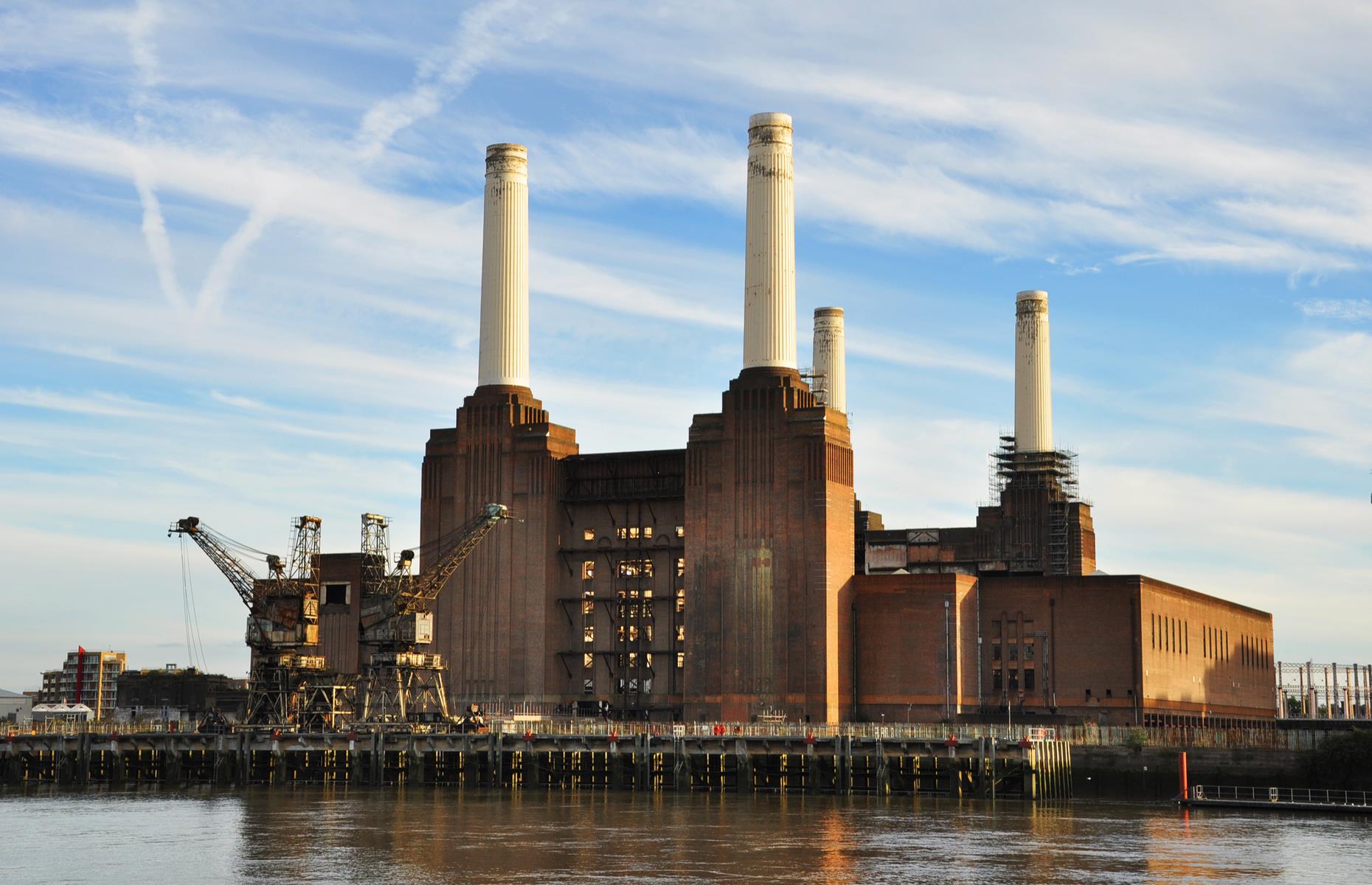 Famous UK landmarks you can live in