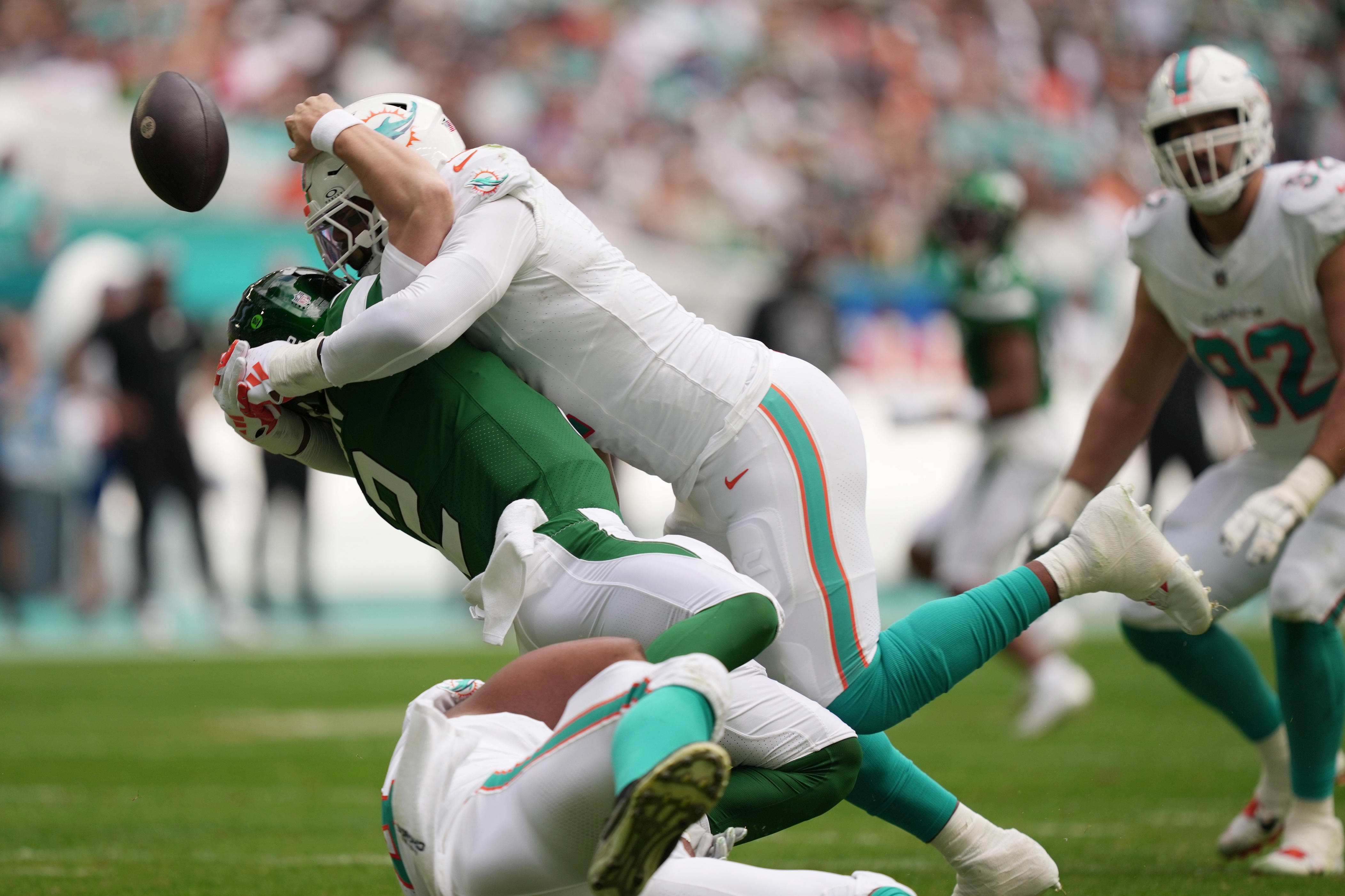Dolphins reportedly working to bring back 2-time Pro Bowl OLB 'on their ...