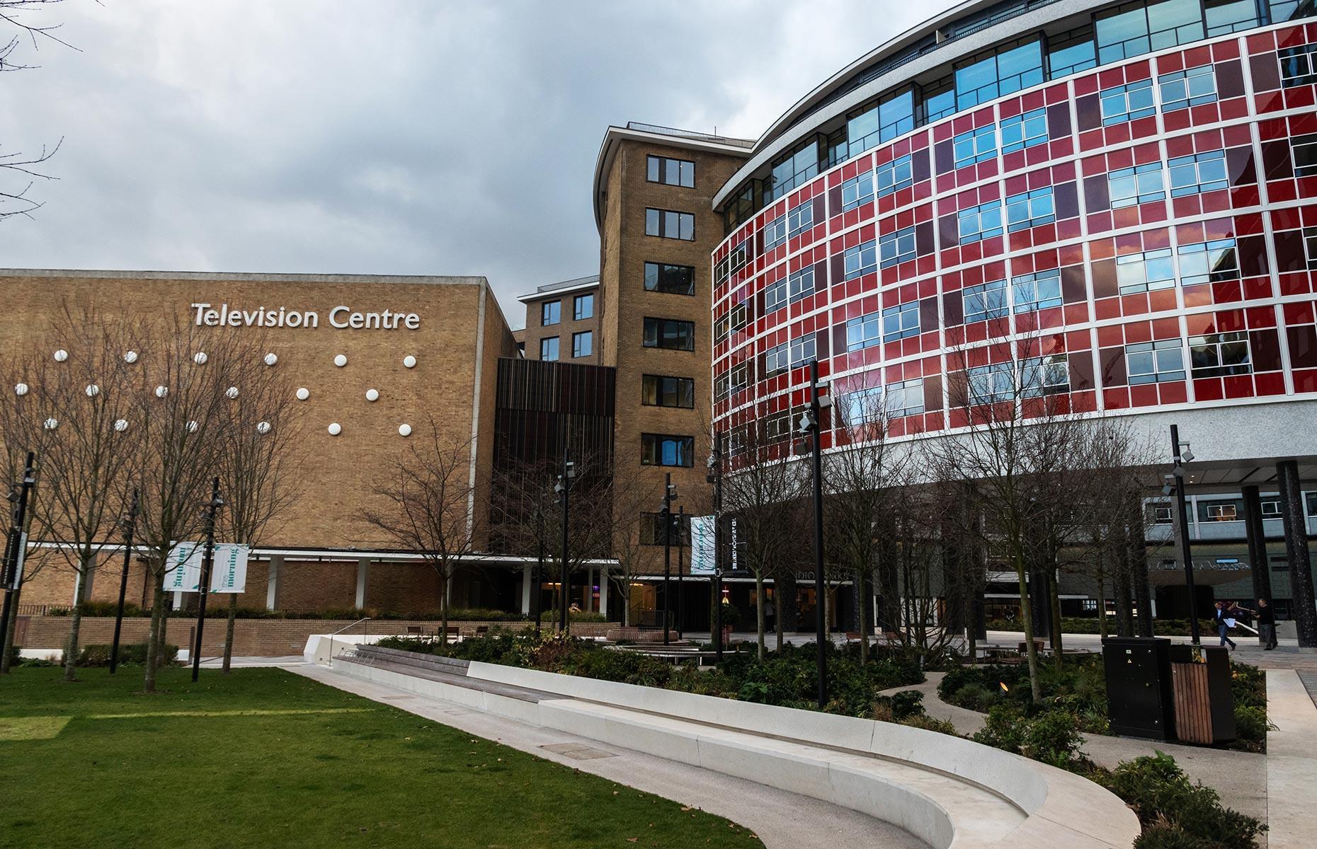 12 ICONIC British buildings you can actually live in