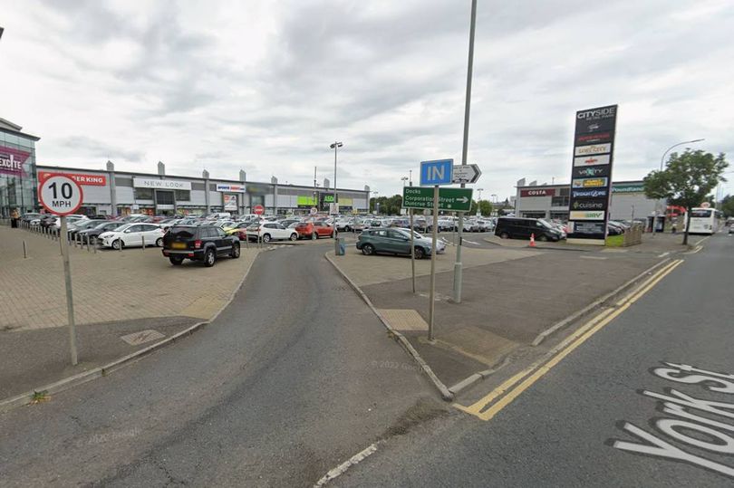 Couple accused of sex act that outraged public decency at entrance to ...