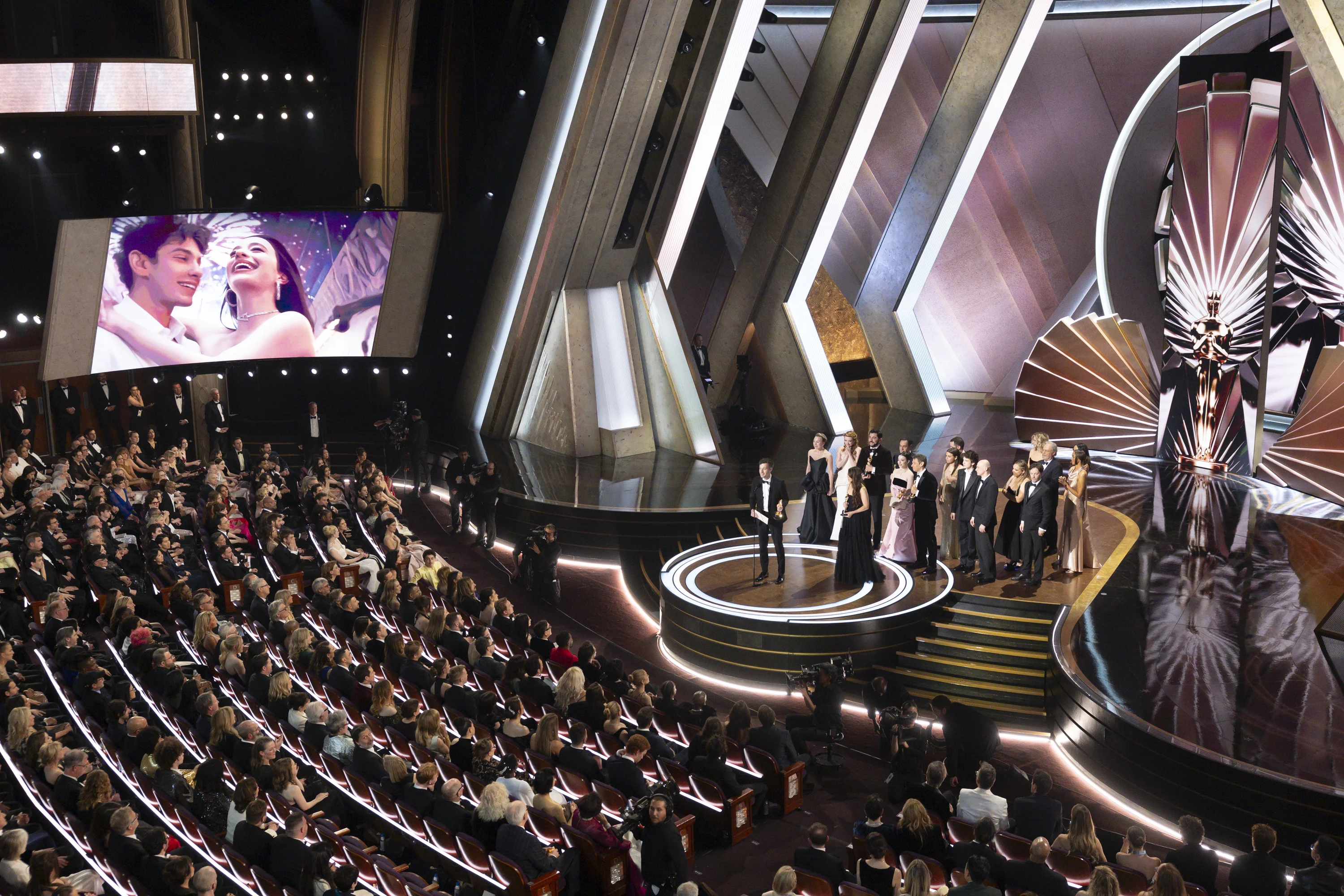 Disney’s Apology for Cutting Off the Oscars Before the Biggest Awards ...