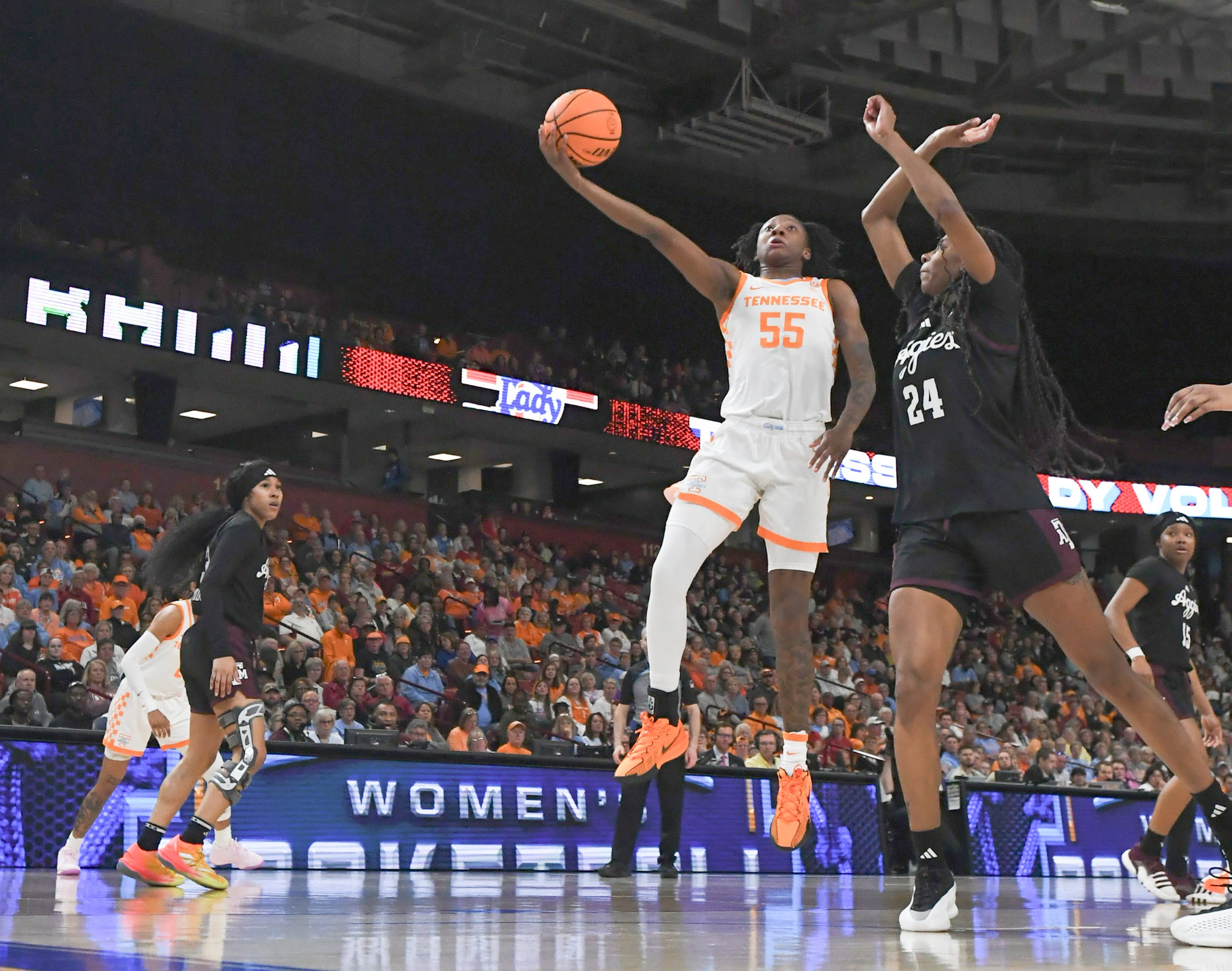 Lady Vols basketball, Kim Caldwell bounce back, crush Texas A&M by 40 ...
