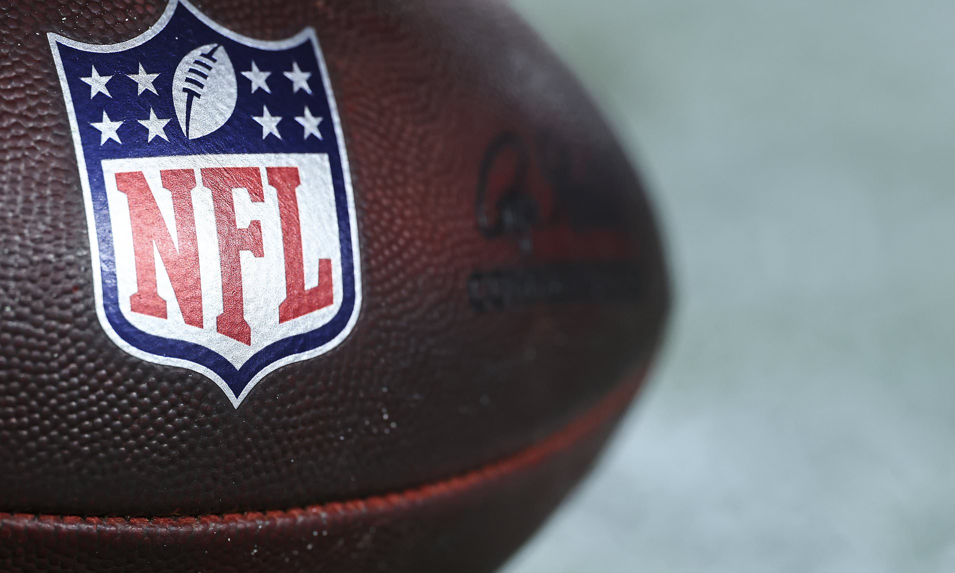 Bengals icon Sam Hubbard announces shock retirement at 29 after major ...