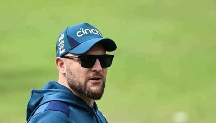 Alastair Cook Lashes Out At Coach Brendon McCullum After England’s ... Alastair Cook Lashes Out At Coach Brendon McCullum After England’s ...