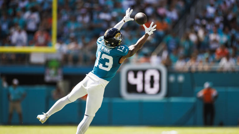 Jaguars plan to release Christian Kirk