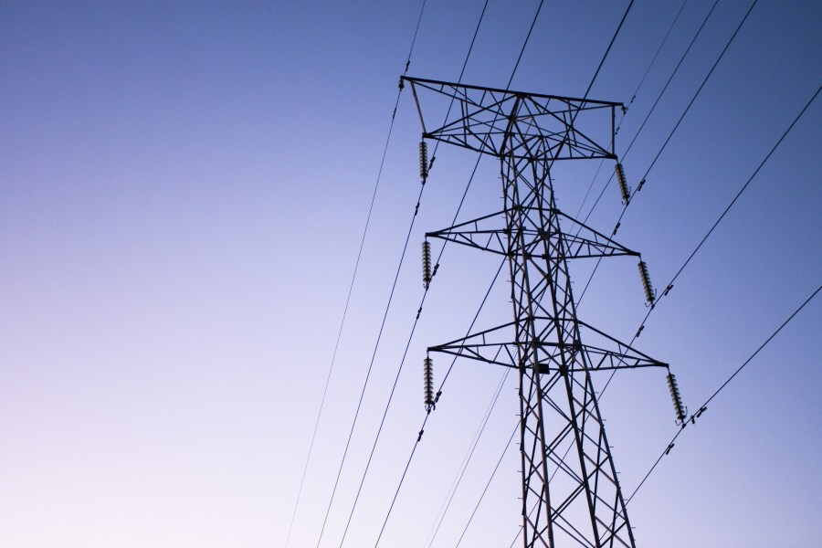 Power outage impacts Nelson and 65 intersection in Lincoln