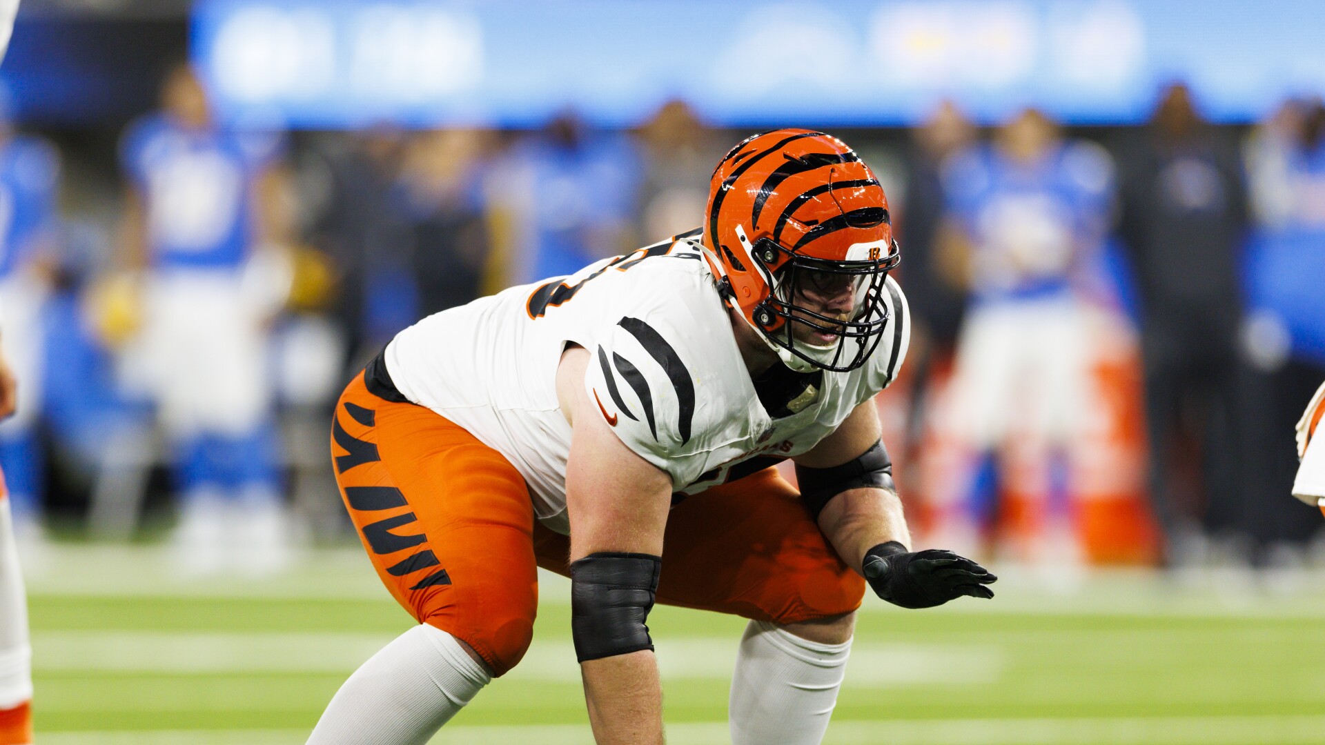 Raiders will sign Alex Cappa