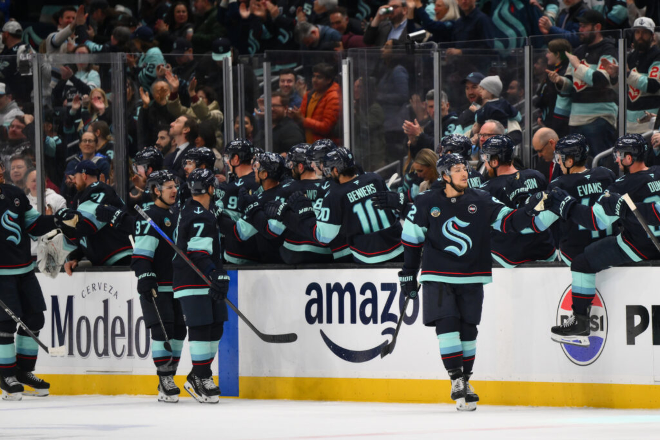 NHL Rumours: Teams Eyeing Seattle Kraken at the Deadline