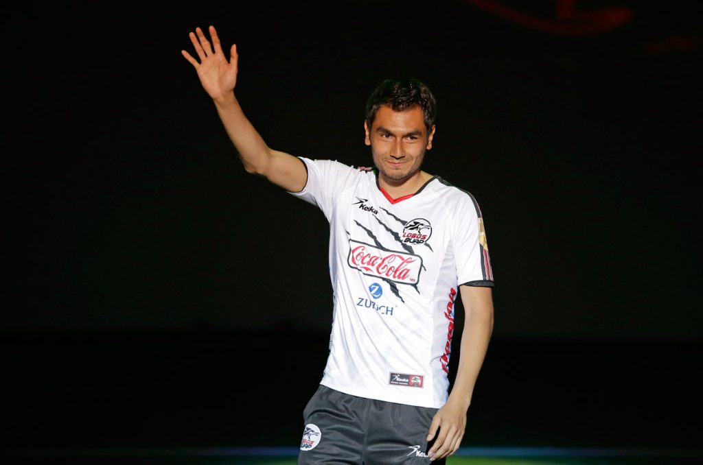 Pasó por Veracruzano en la extinta Liga de Balompié y ahora está en Chivas